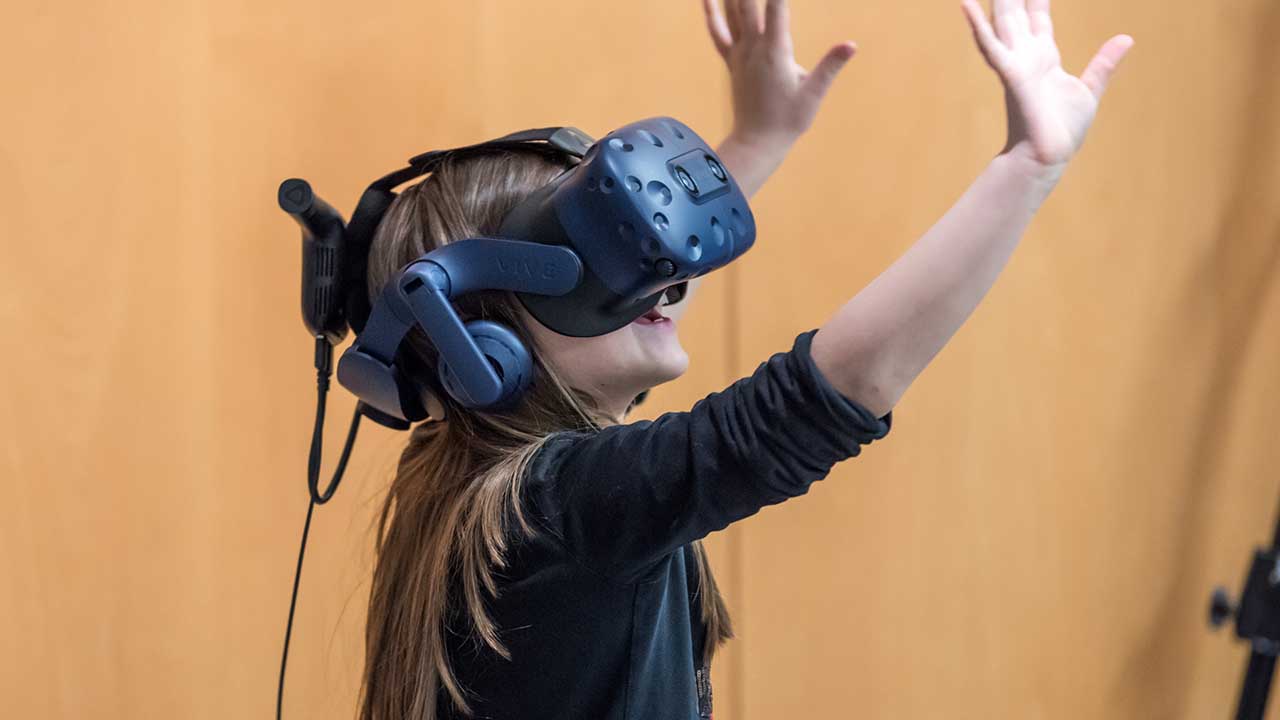 Universidad de California abre un curso gratis de realidad virtual y ...
