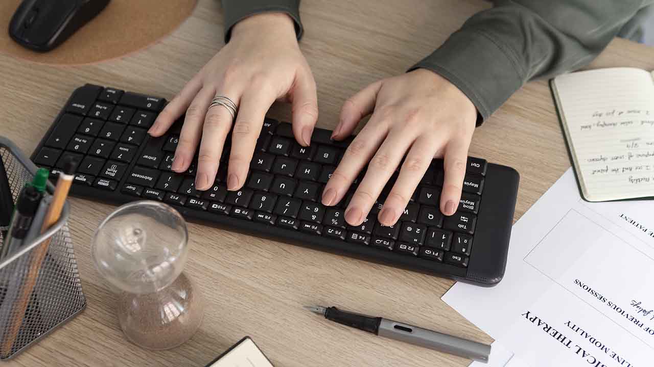 ¿Quieres escribir más rápido? Descubre estos cursos gratuitos de mecanografía en línea