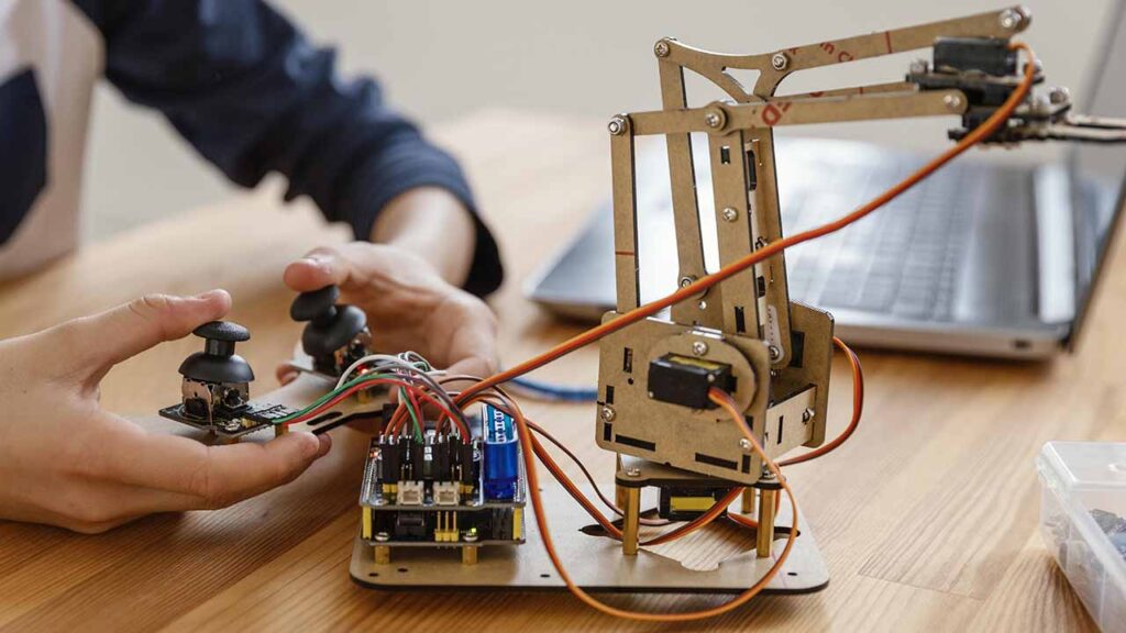 Robótica para todos: Aprende a construir y programar robots con este curso gratuito