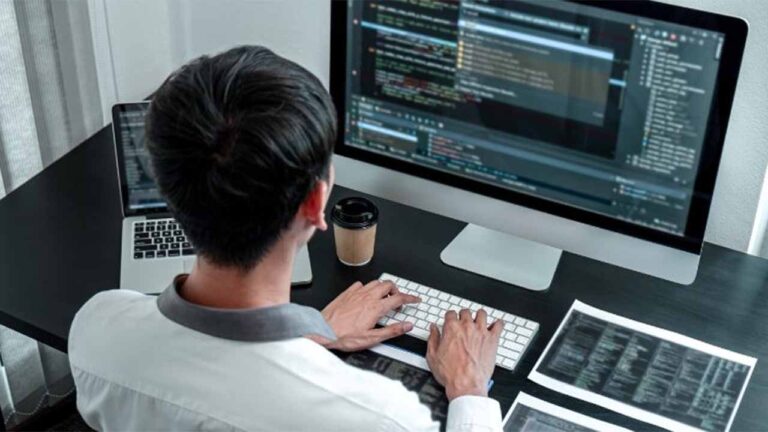 Este curso gratuito te enseña los 7 pasos para ser desarrollador desde cero